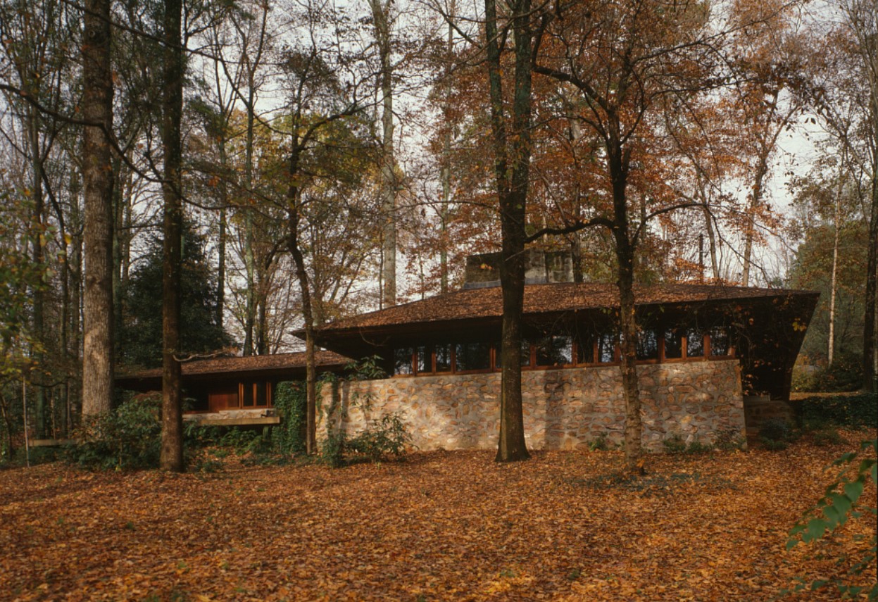 10 Favorite Frank Lloyd Wright Homes from Samara's Curator - Samara